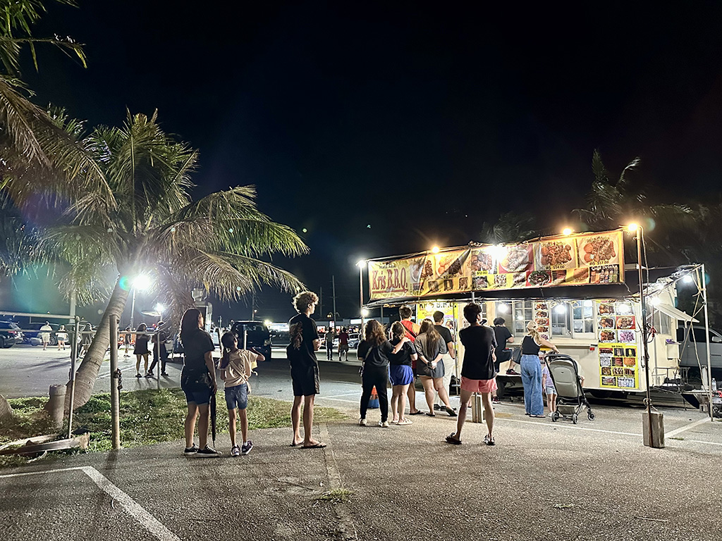 Dededo Food Truck - Best Rental Prices | GUAM Rent-A-Car Center