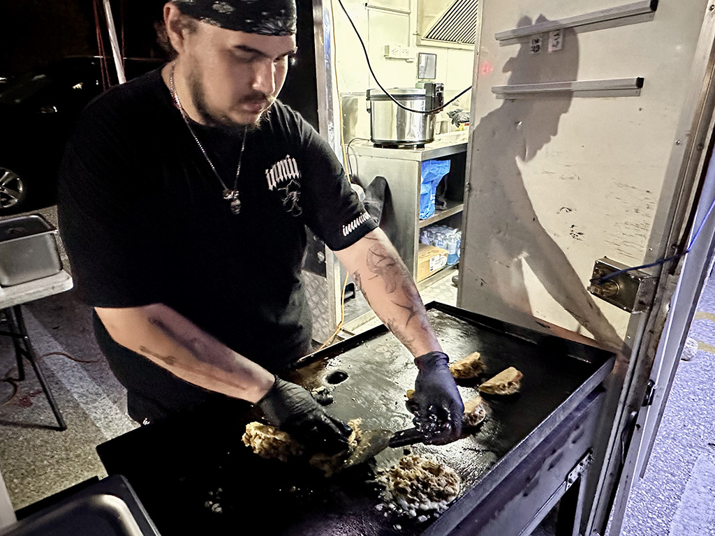 Dededo Food Truck - Best Rental Prices | GUAM Rent-A-Car Center